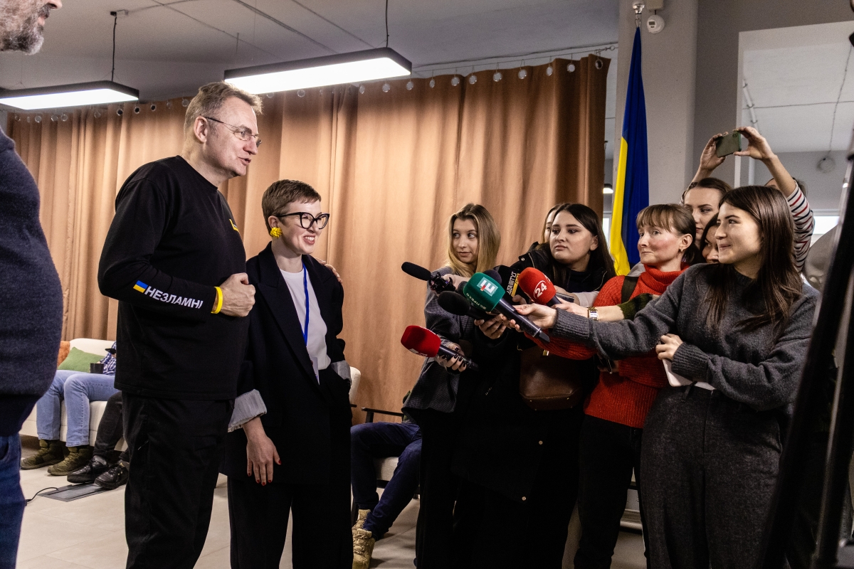 Lviv Mayor Andriy Sadovyi at the Habilitation Center - PHOTOBANK